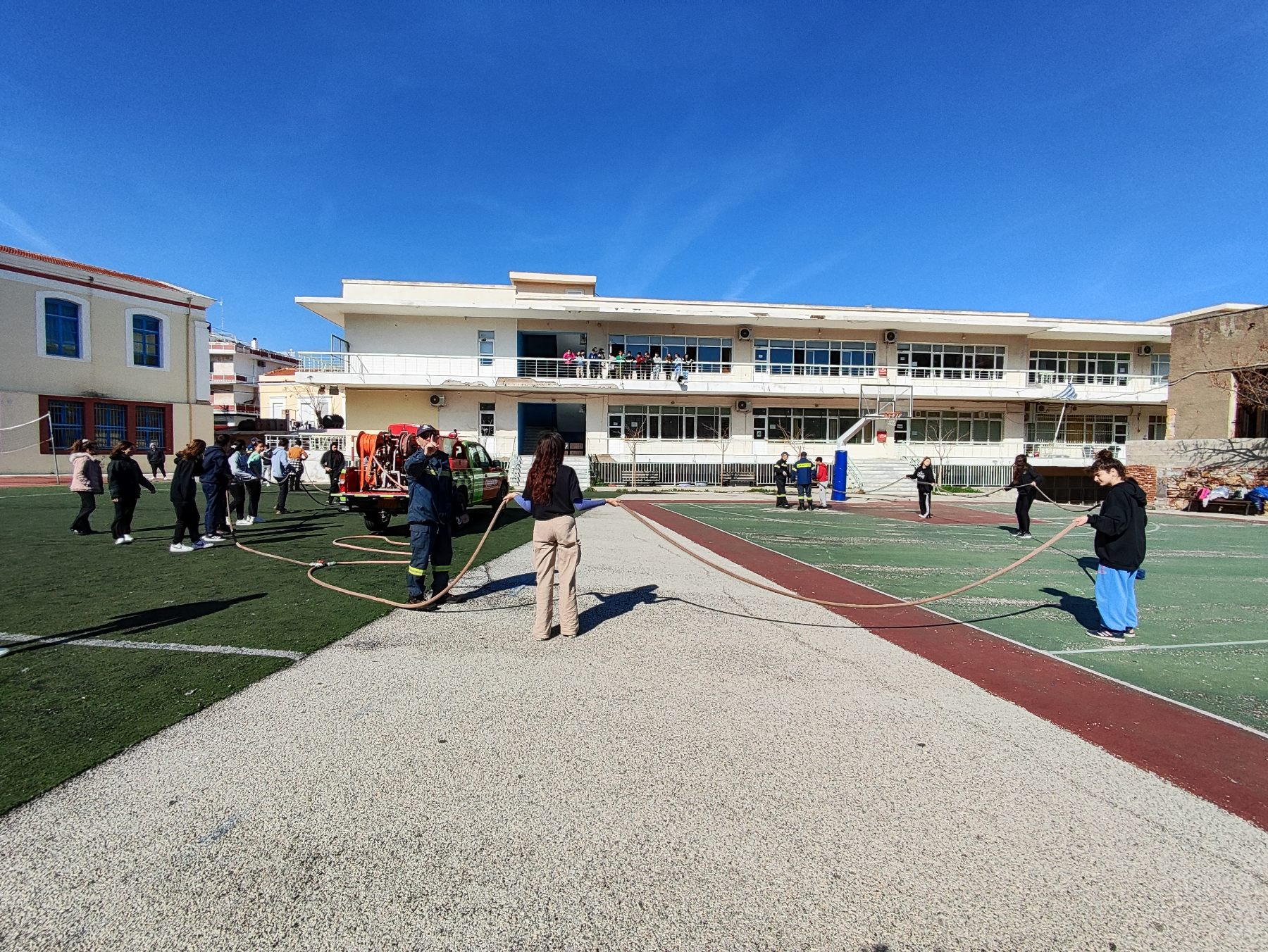 Η ομάδα Ομικρον επισκέφθηκε το 3ο Γυμνάσιο Χίου - Όμικρον